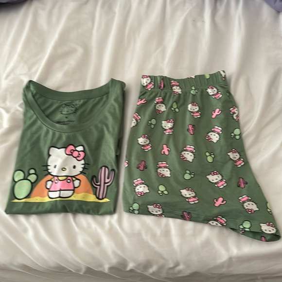 Hello Kitty | Intimates & Sleepwear | Hello Kitty Pj Set | Poshmark